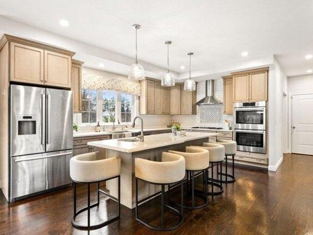 house with 5 bedroom, Canton MA DS102342867