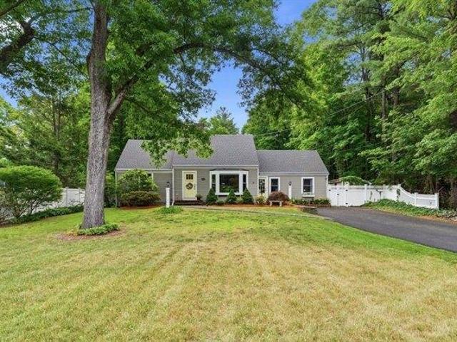 house with 5 bedroom, Canton MA DS103886794