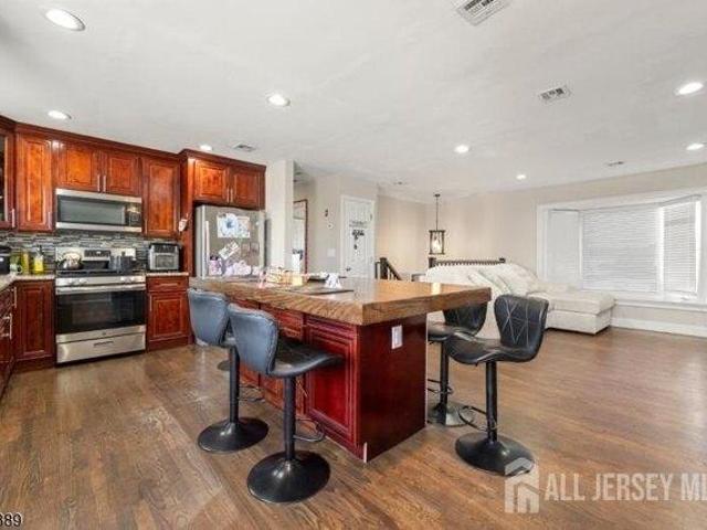house with 5 bedroom, Carteret NJ ES103189497