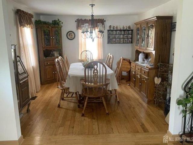 house with 5 bedroom, Carteret NJ ES105203248