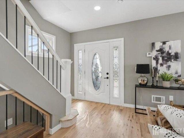 house with 5 bedroom, Carteret NJ ES105206248