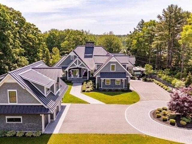 house with 5 bedroom, Carver MA DS104188492