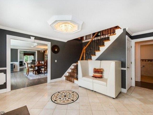 house with 5 bedroom, Cedar Grove NJ ES105161037