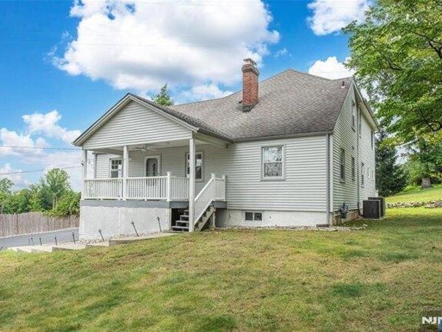 house with 5 bedroom, Cedar Grove NJ ES105204233