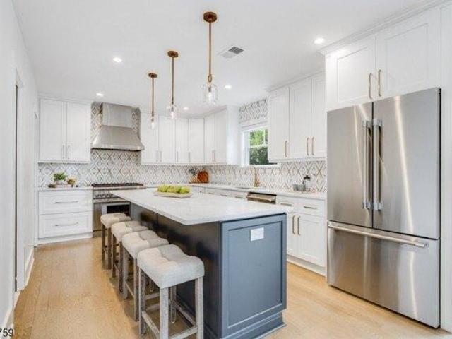 house with 5 bedroom, Chatham NJ ES104441895
