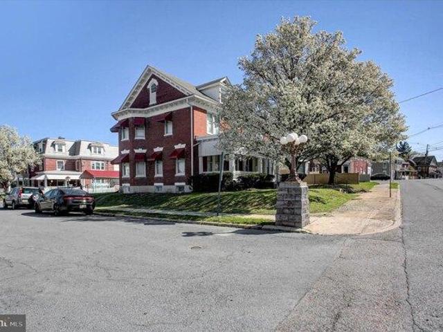 house with 5 bedroom, Chambersburg PA DS103624258