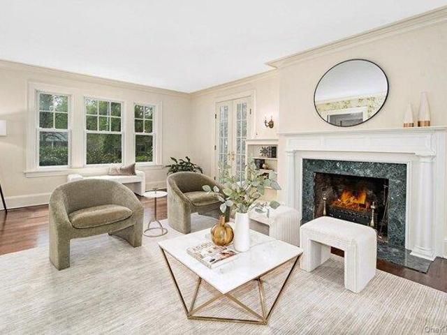 house with 5 bedroom, Chappaqua NY DS101799335
