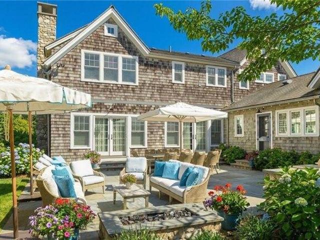 house with 5 bedroom, Charlestown RI DLS101629804
