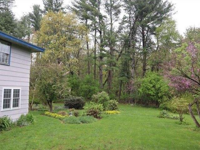 house with 5 bedroom, Chelmsford MA DLS102960251