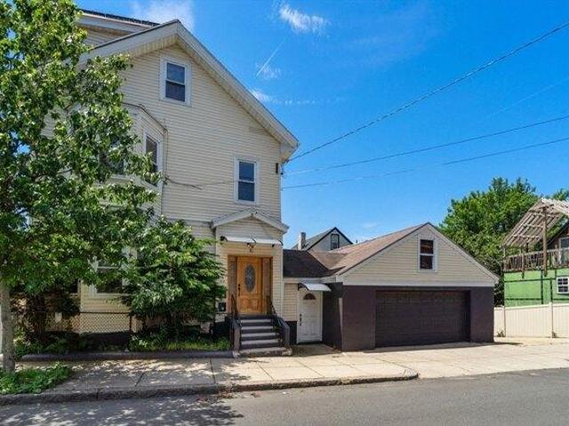 house with 5 bedroom, Chelsea MA ES104480359