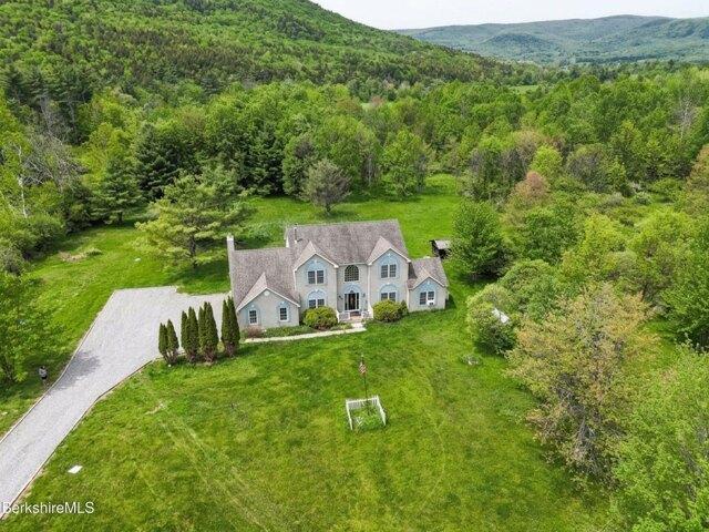 house with 5 bedroom, Cheshire MA ES103851813