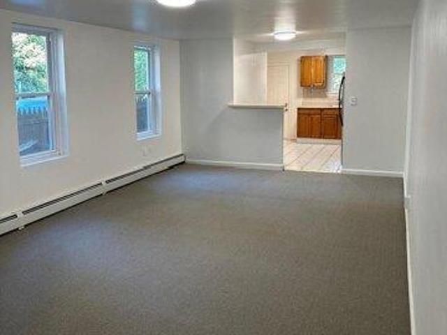 house with 5 bedroom, Chester PA DLS89537344