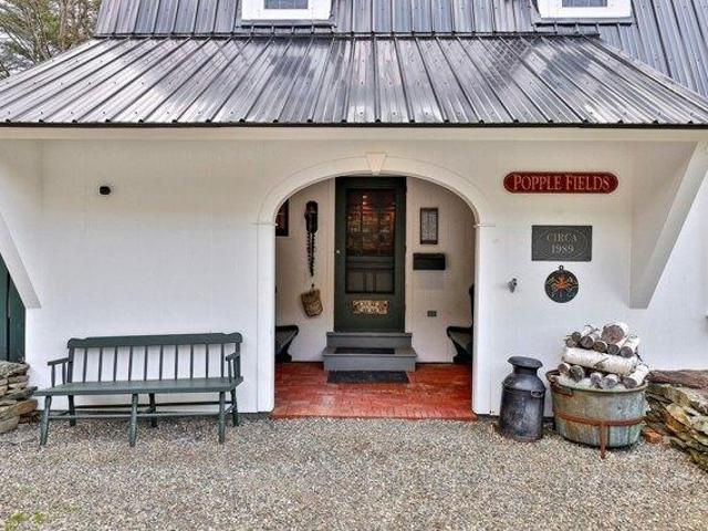 house with 5 bedroom, Chester VT ES103125596
