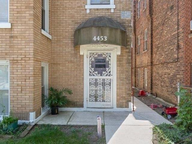house with 5 bedroom, Chicago IL DS103501282
