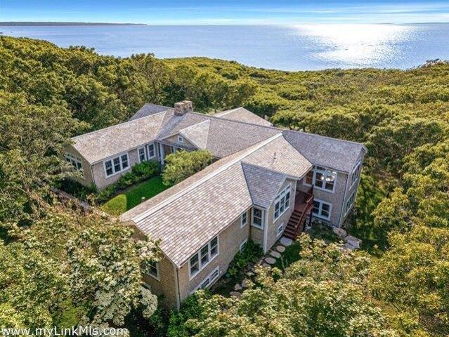 house with 5 bedroom, Chilmark MA DS102158140