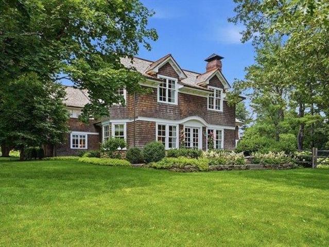 house with 5 bedroom, Concord MA ES105061622