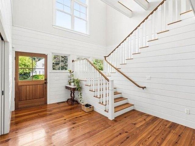 house with 5 bedroom, Concord MA ES105123881