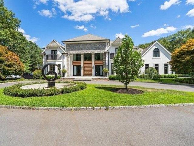house with 5 bedroom, Concord MA ES102859487