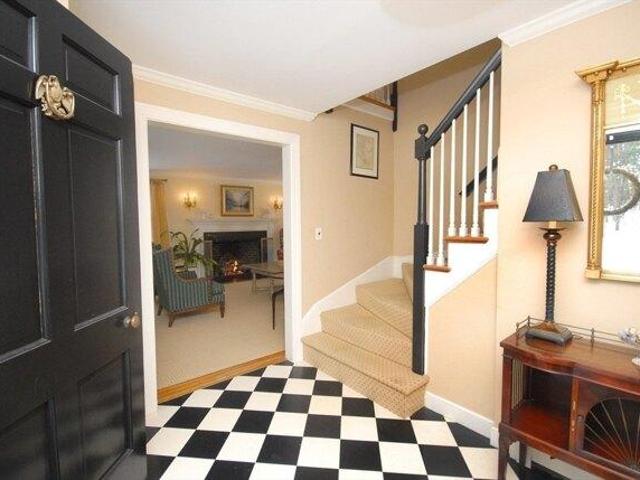 house with 5 bedroom, Concord MA ES103431930