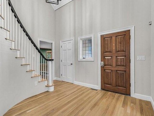 house with 5 bedroom, Concord MA ES103931700
