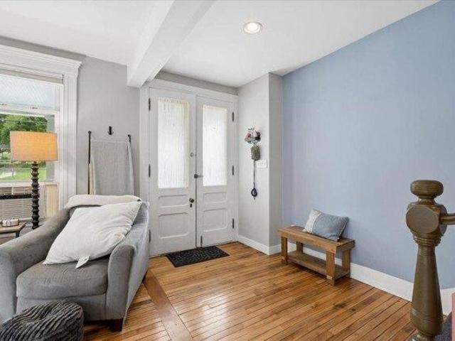 house with 5 bedroom, Concord NH DS104234372