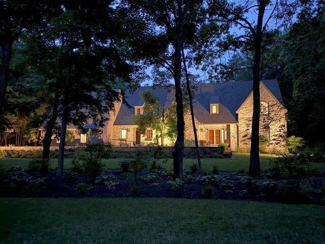 house with 5 bedroom, Concord NH DS102314103