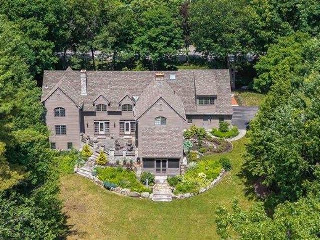 house with 5 bedroom, Concord NH DS103849782