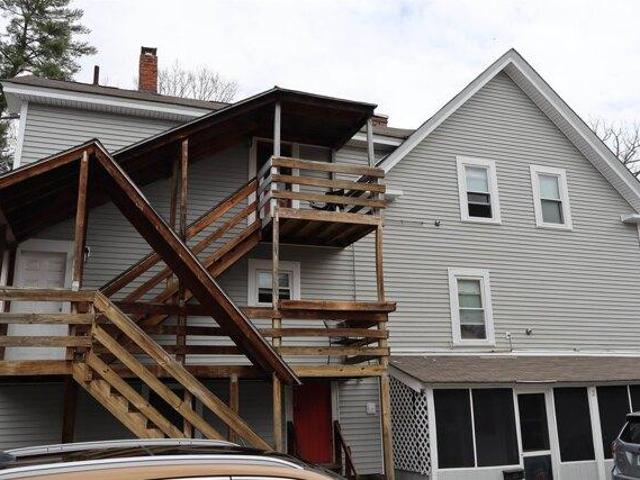 house with 5 bedroom, Concord NH ES104761582