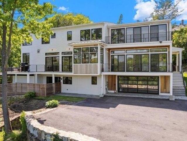 house with 5 bedroom, Cohasset MA DLS102443827