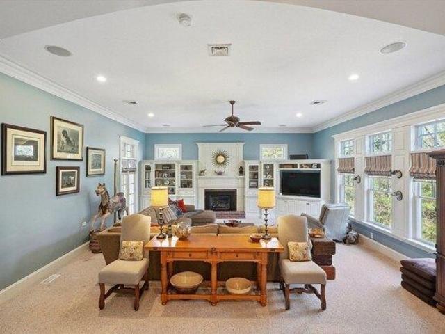 house with 5 bedroom, Cohasset MA ES104236806