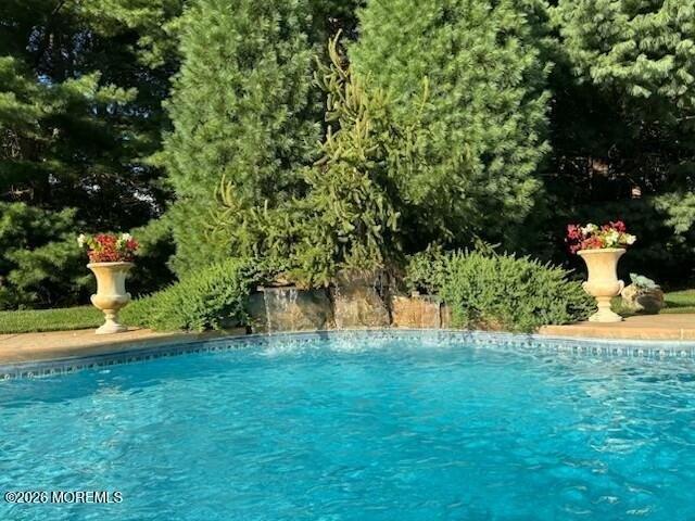 house with 5 bedroom, Colts Neck NJ DLS102777911