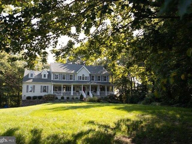 house with 5 bedroom, Columbus NJ DLS101799130