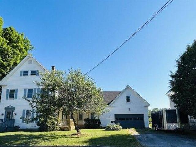 house with 5 bedroom, Colebrook NH ES104263706