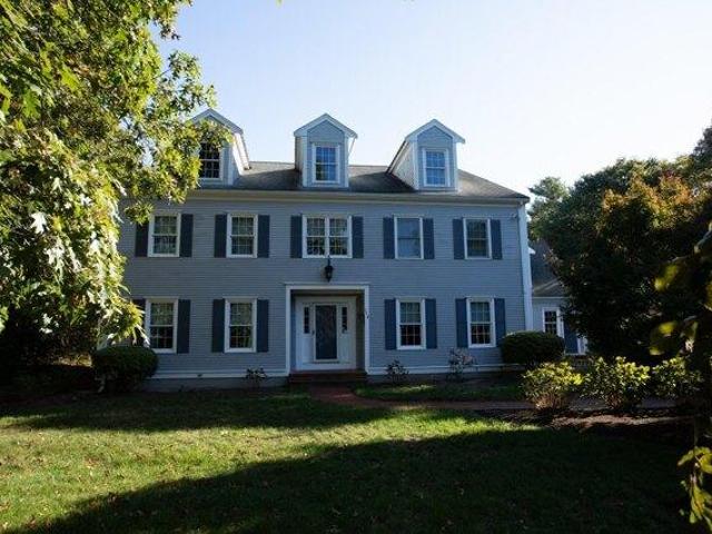 house with 5 bedroom, Cotuit MA DS102028681