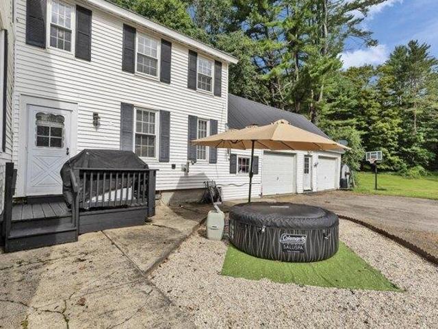 house with 5 bedroom, Claremont NH ES105116750