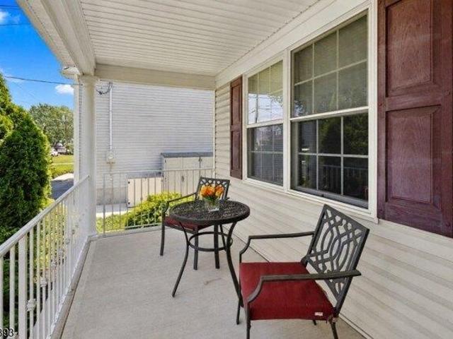 house with 5 bedroom, Clark NJ DS104266297