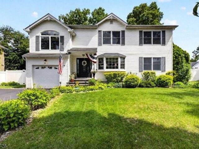 house with 5 bedroom, Clark NJ DS104444488