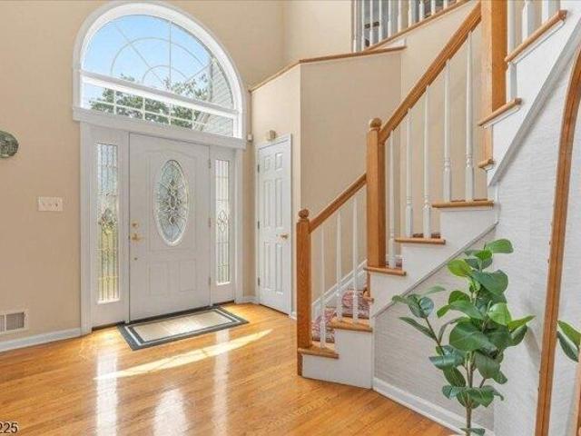 house with 5 bedroom, Clark NJ ES104808031