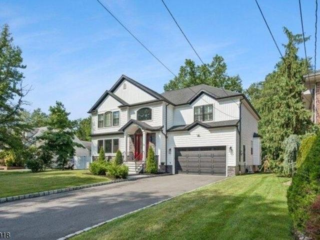 house with 5 bedroom, Clark NJ ES104833190