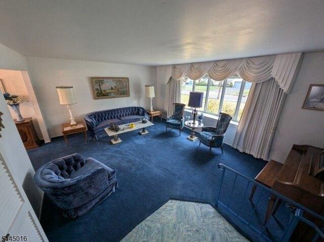 house with 5 bedroom, Clark NJ ES105174557