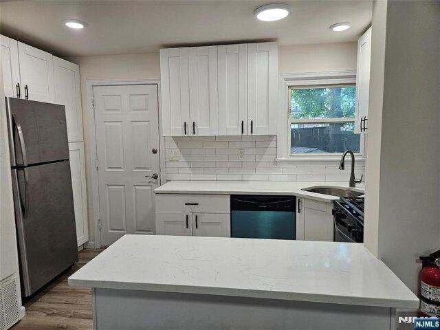 house with 5 bedroom, Cliffside Park NJ ES104113107
