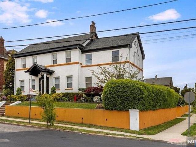 house with 5 bedroom, Clifton NJ ES104477044