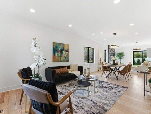 house with 5 bedroom, Clifton NJ ES104606859