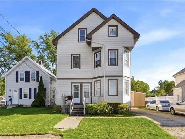 house with 5 bedroom, Cranston RI DLS102157681