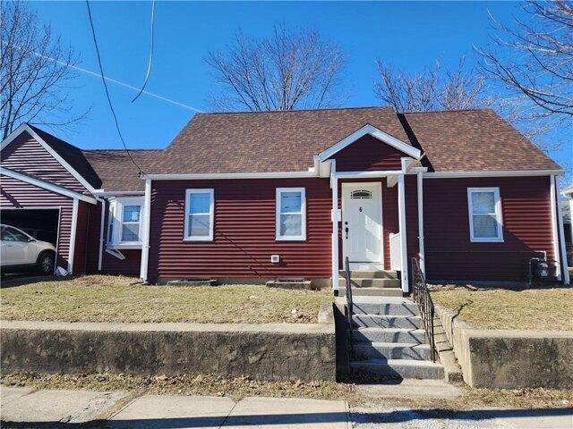 house with 5 bedroom, Cranston RI DS101856323