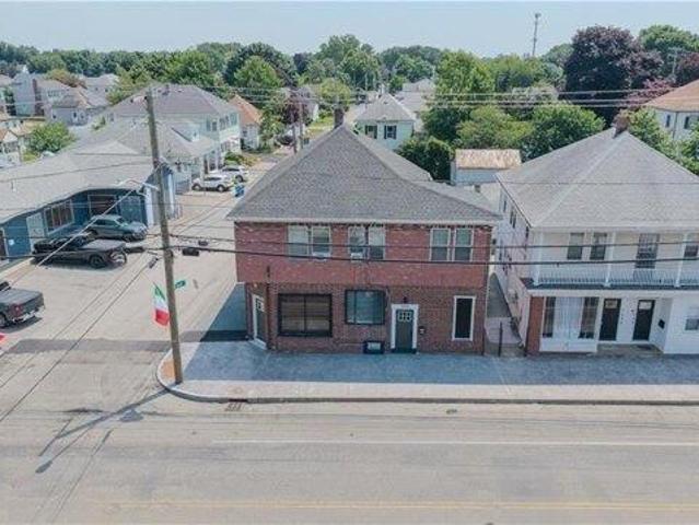 house with 5 bedroom, Cranston RI ES104261547