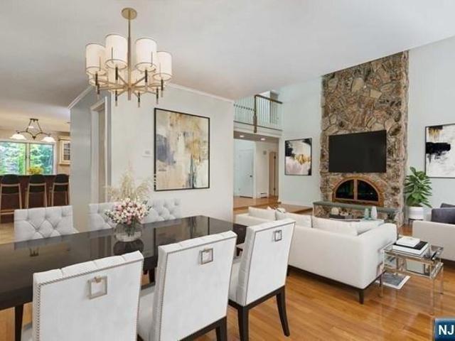 house with 5 bedroom, Cresskill NJ DS102561718