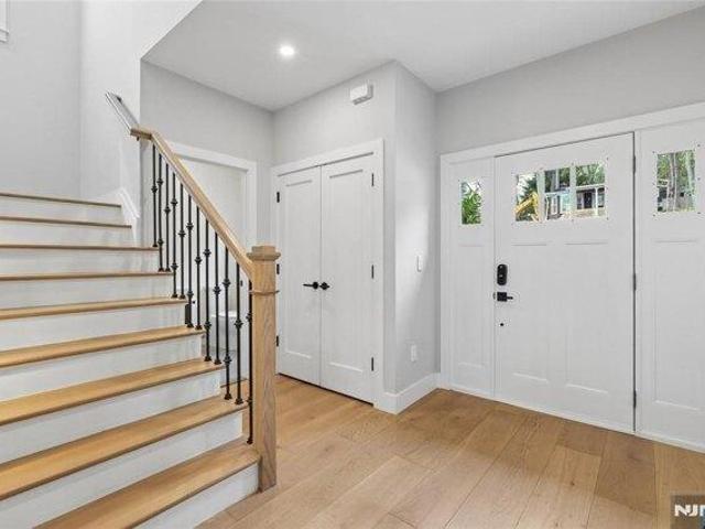 house with 5 bedroom, Cresskill NJ DS102729034
