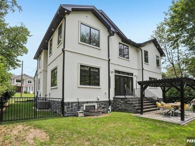 house with 5 bedroom, Cresskill NJ DS104405721