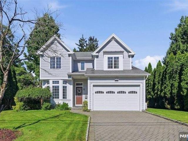 house with 5 bedroom, Cresskill NJ DS104408500